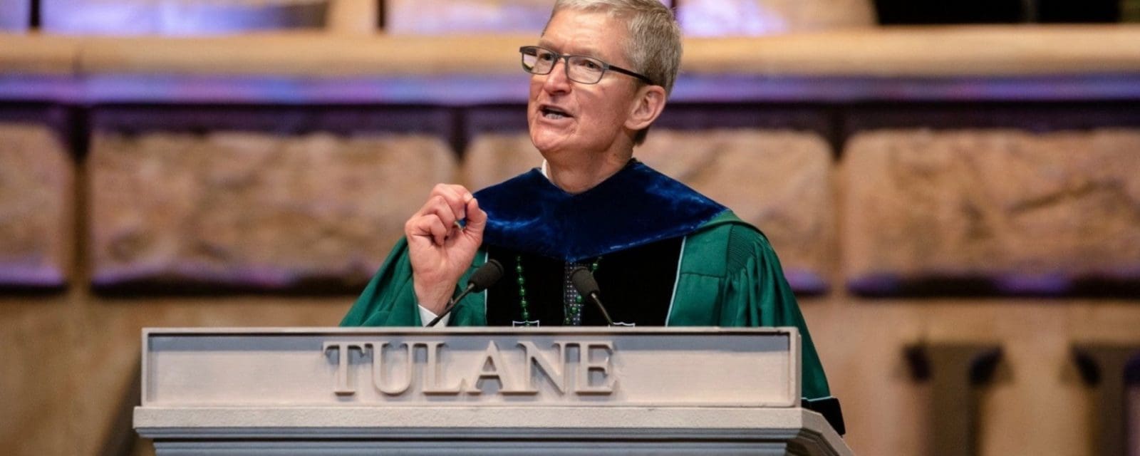 Celebrities: They’re one of us! How the year’s best commencement ...