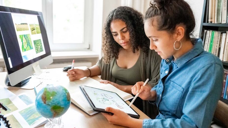 4 tips and 1 tool that will help you perfect your slide design | Duarte